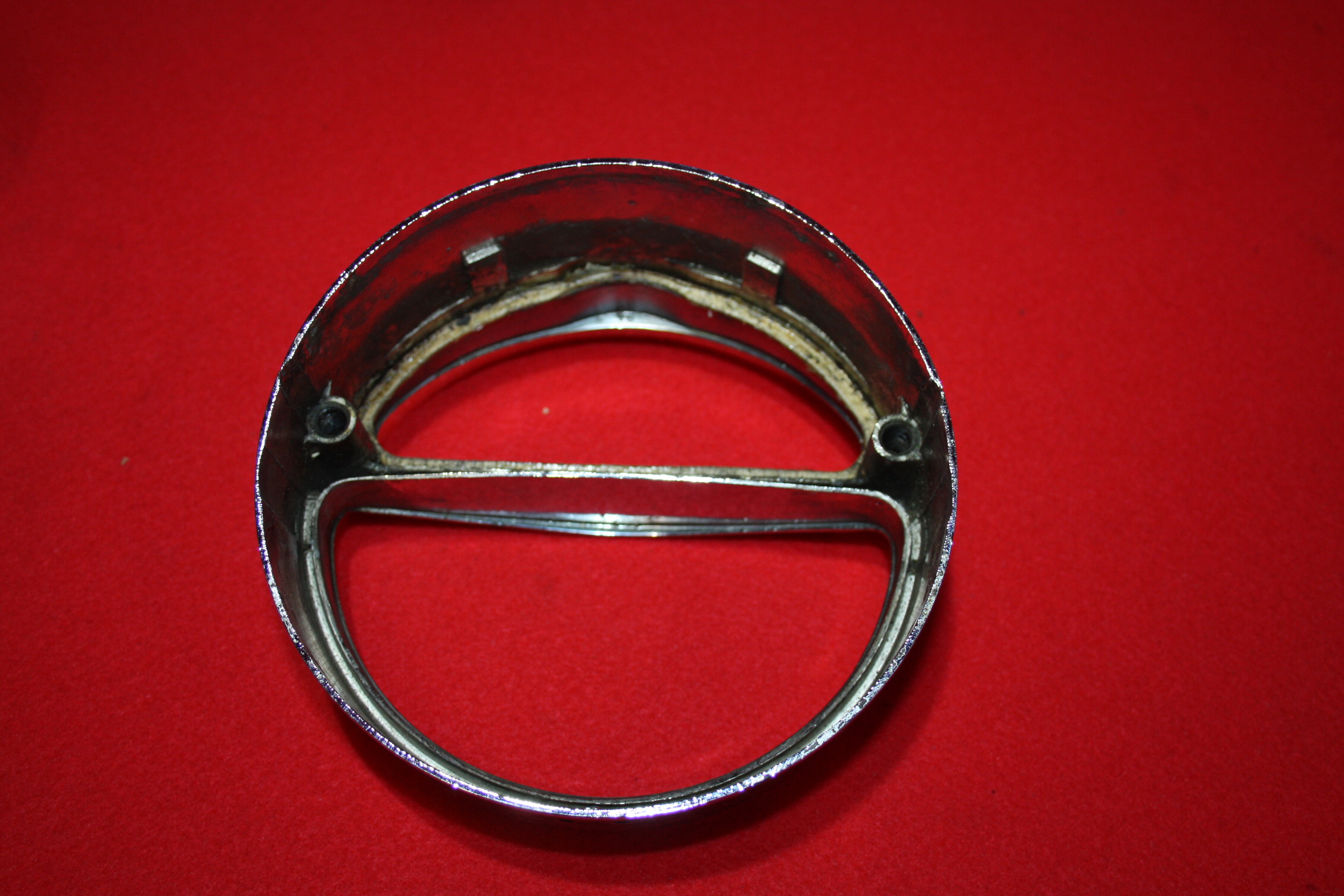 Cornice – Classic Vintage Car