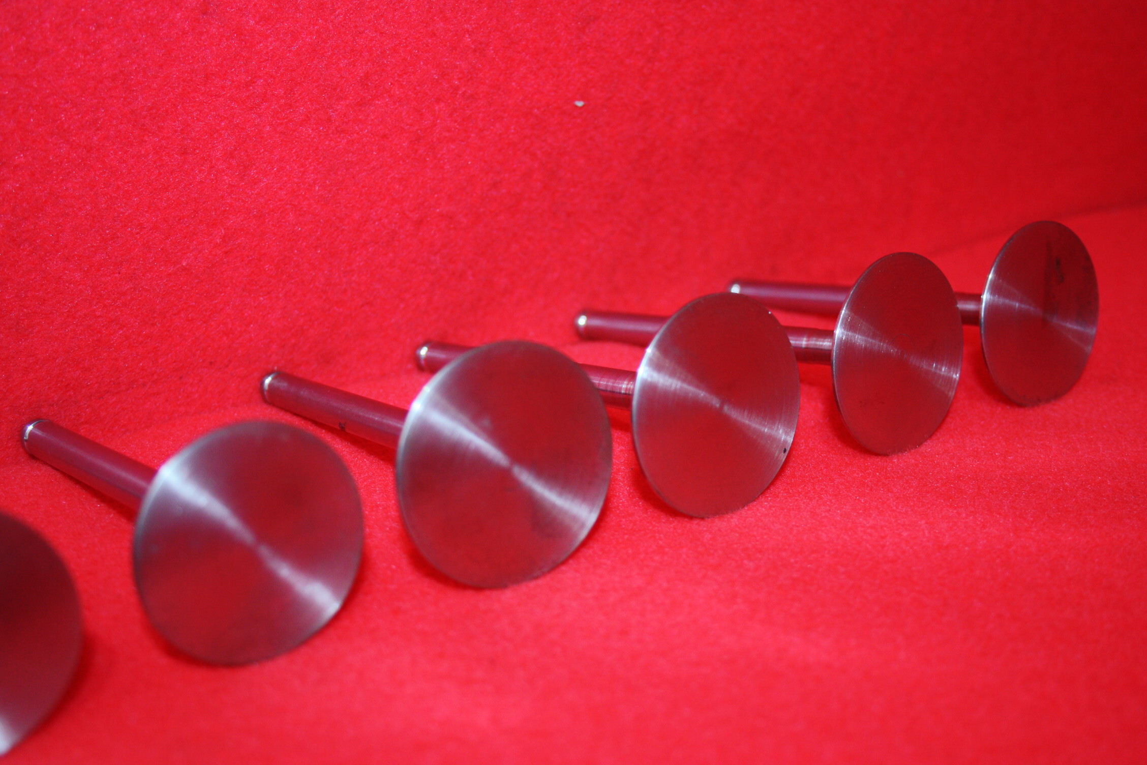 Valvole aspirazione e scarico – Classic Vintage Car